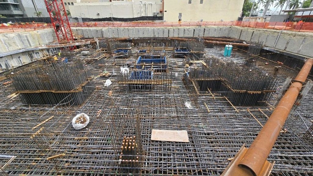 Supertall Waldorf Astoria secures largest construction loan in Florida ...